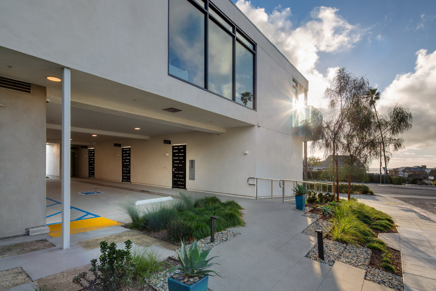 La Jolla Boulevard Mixed Use - domusstudio architecture